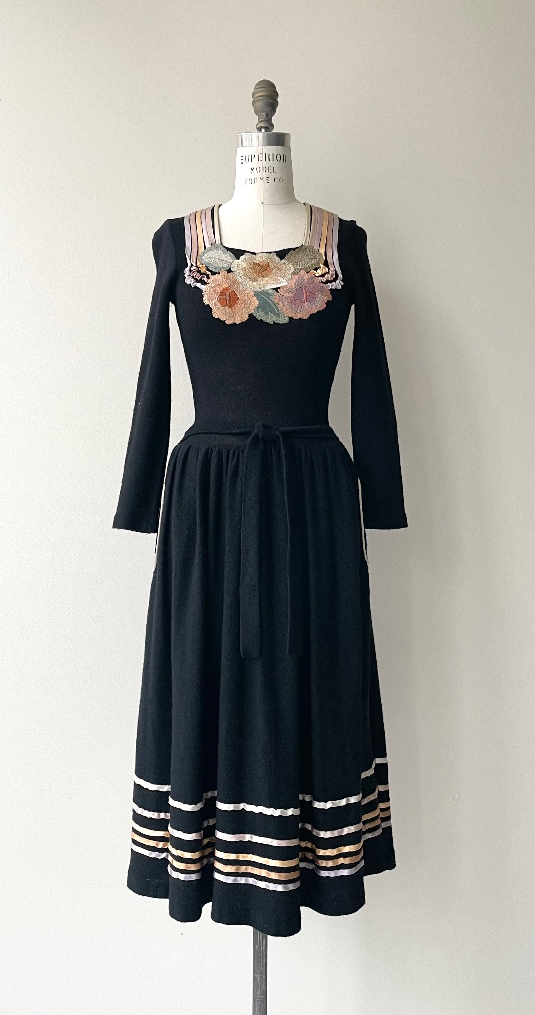 Vintage Dresses – DEAR GOLDEN