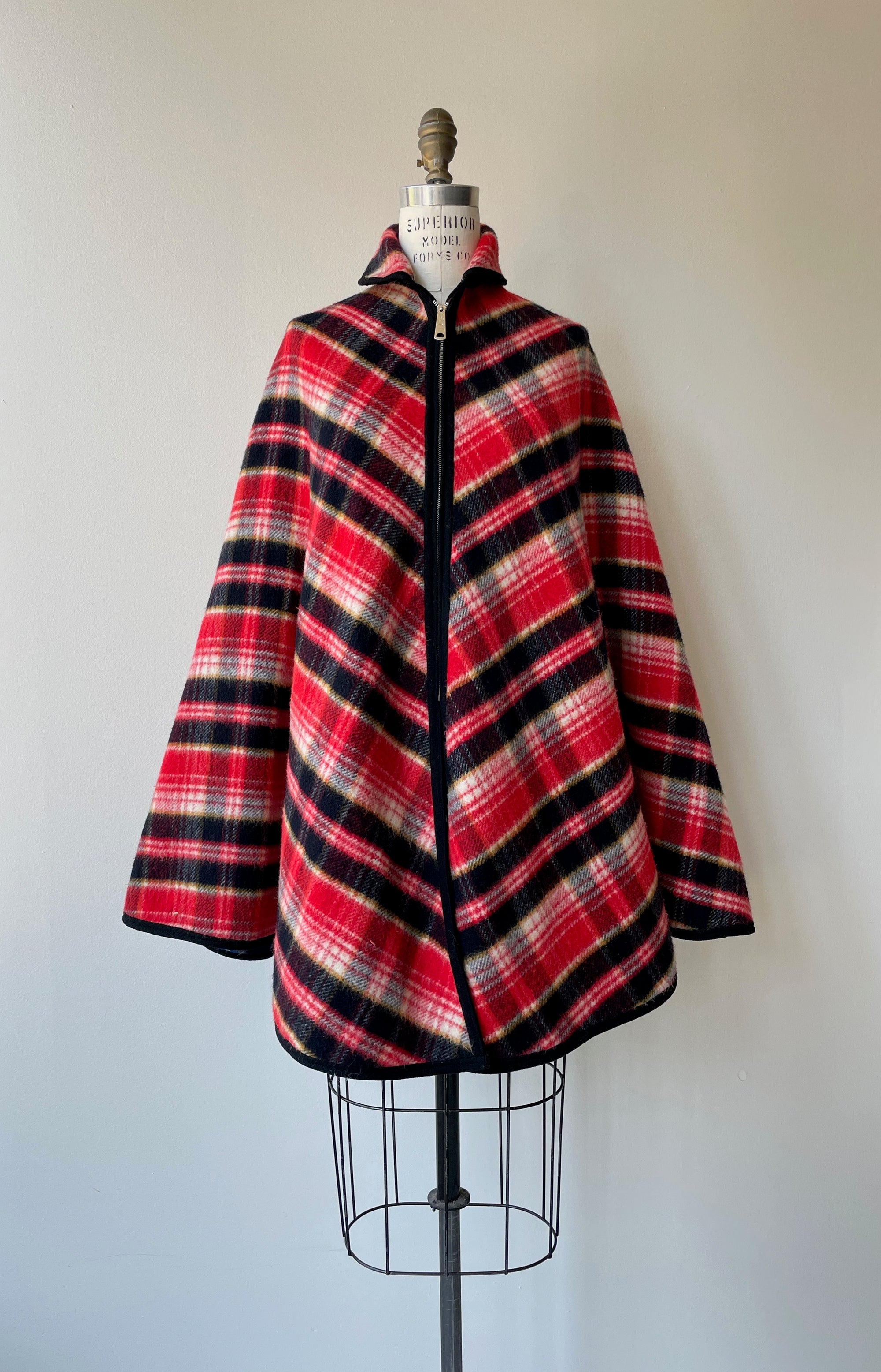 1950s Reversible Wool Cape – DEAR GOLDEN