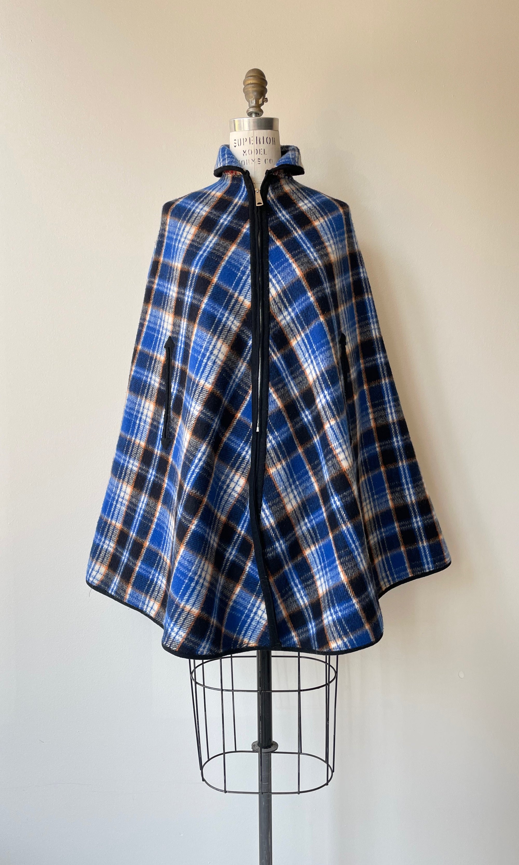 1950s Reversible Wool Cape – DEAR GOLDEN