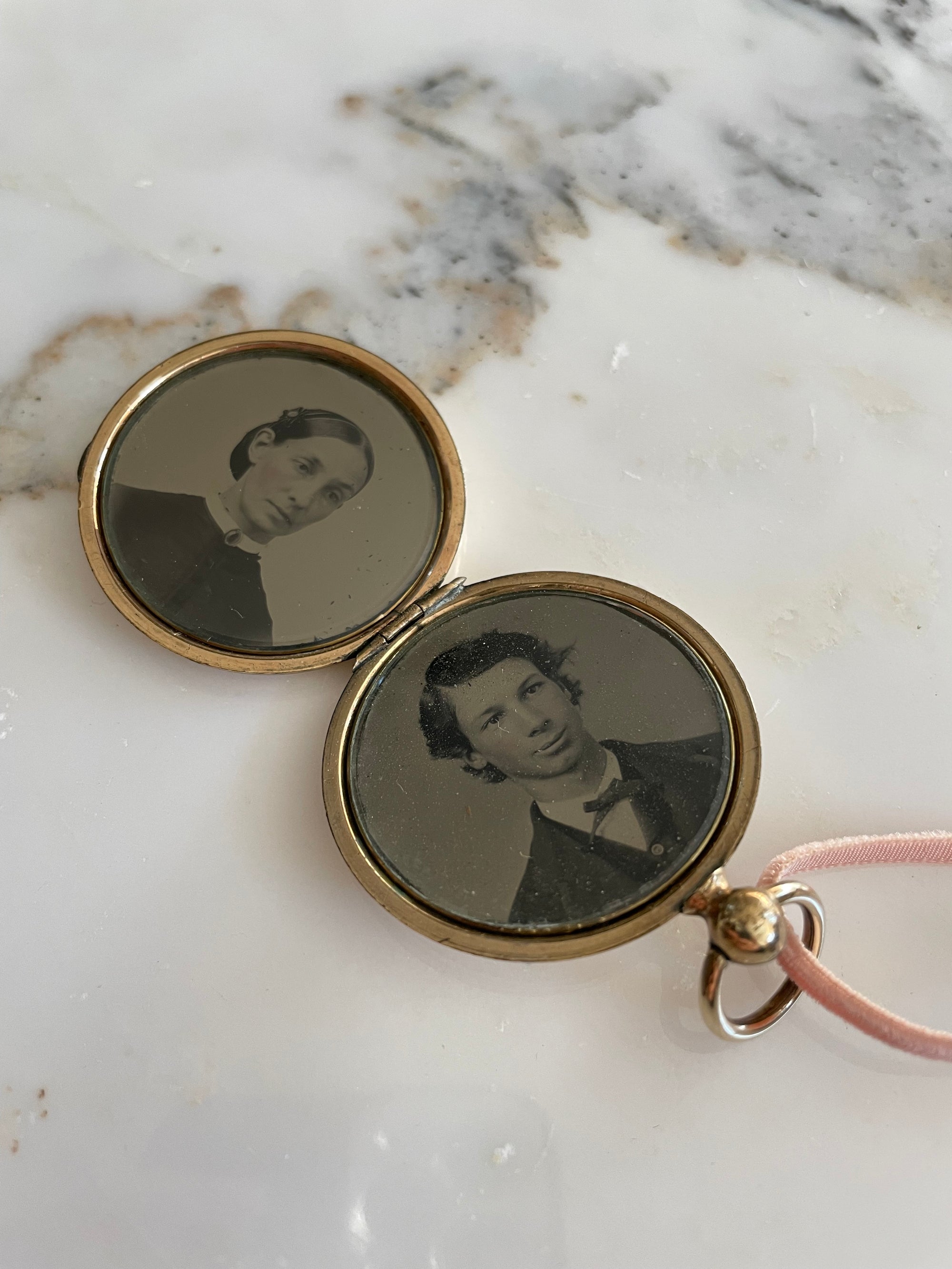 Victorian Double Portrait Locket – DEAR GOLDEN