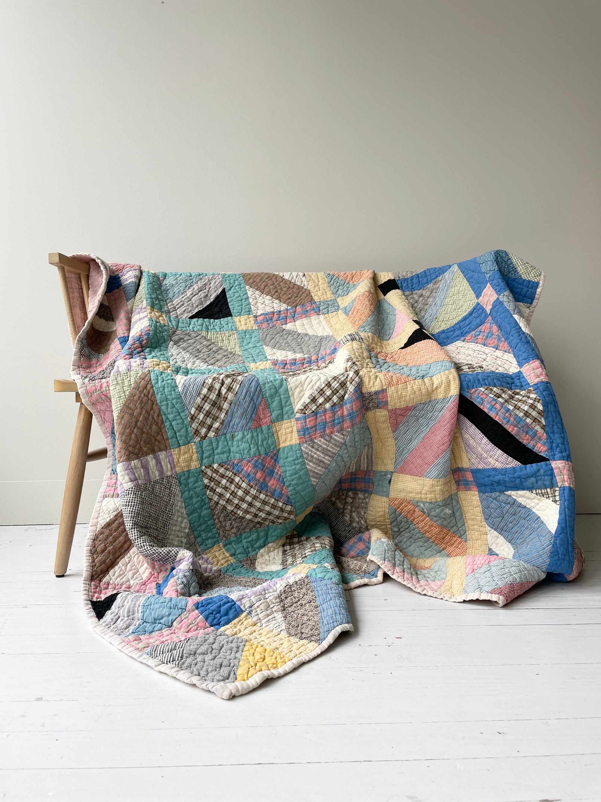 Roman Stripes Vintage Quilt – DEAR GOLDEN